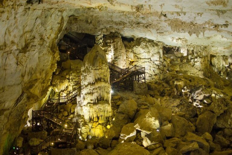 How To Visit Paradise Cave In Phong Nha (+ Is It Worth It)